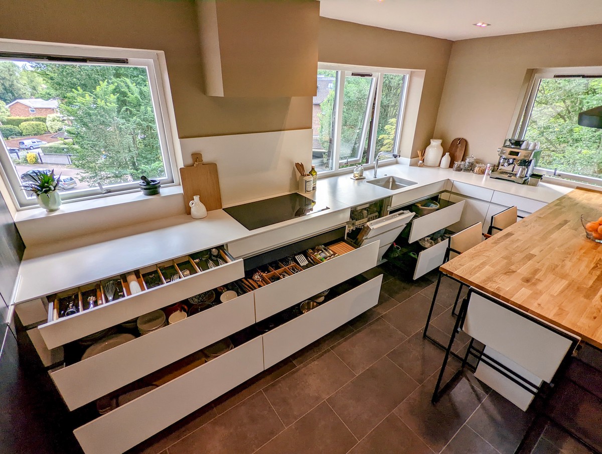 Ten Ingenious Storage-Saving Solutions For Your Kitchen - Elements ...