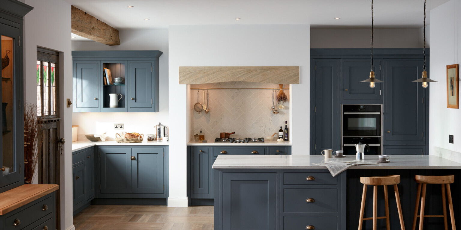 Kitchen Styles Explained - Elements Kitchens, Reading